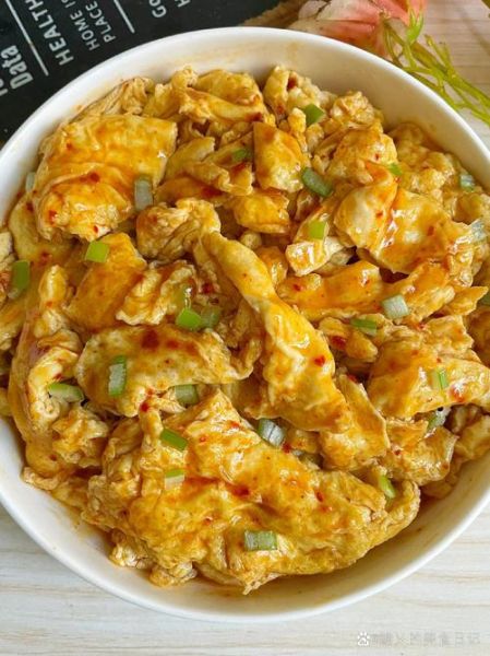 炒鸡蛋怎么炒才蓬松_炒鸡蛋需要加水吗-第2张图片-山城妙识 炒鸡蛋怎么炒才蓬松_炒鸡蛋需要加水吗-第2张图片-山城妙识