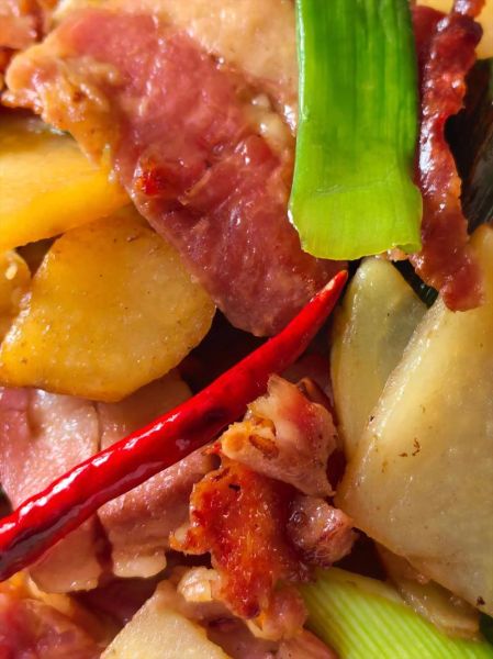 培根怎么炒好吃_家常培根炒菜做法大全-第1张图片-山城妙识 培根怎么炒好吃_家常培根炒菜做法大全-第1张图片-山城妙识