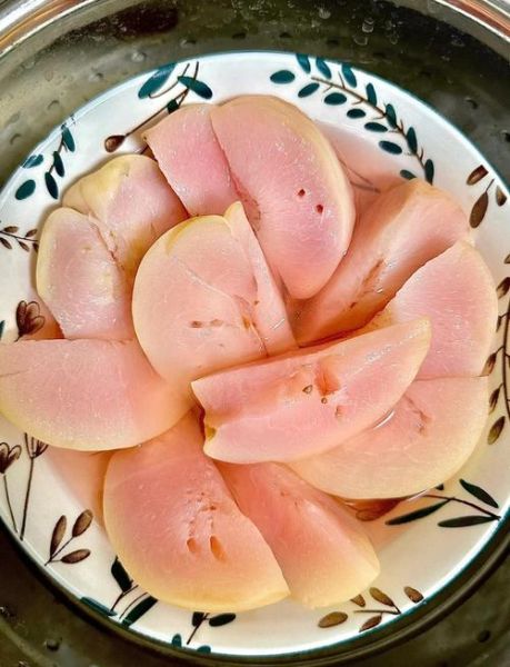 蒸桃子怎么做_蒸桃子需要去皮吗-第1张图片-山城妙识 蒸桃子怎么做_蒸桃子需要去皮吗-第1张图片-山城妙识