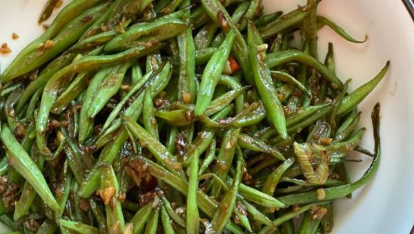 炒豆角丝的家常做法_豆角丝怎么炒才脆嫩-第3张图片-山城妙识 炒豆角丝的家常做法_豆角丝怎么炒才脆嫩-第3张图片-山城妙识