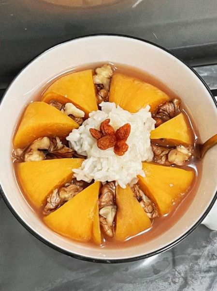 蒸桃子怎么做_蒸桃子需要去皮吗-第2张图片-山城妙识 蒸桃子怎么做_蒸桃子需要去皮吗-第2张图片-山城妙识