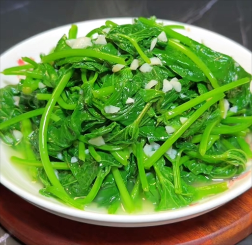 红薯叶怎么炒好吃_红薯叶的做法大全-第2张图片-山城妙识 红薯叶怎么炒好吃_红薯叶的做法大全-第2张图片-山城妙识