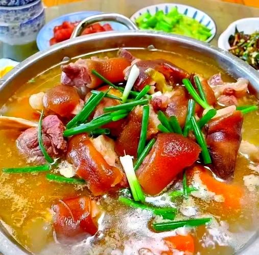 腊猪蹄怎么做好吃_腊猪蹄的家常做法-第1张图片-山城妙识 腊猪蹄怎么做好吃_腊猪蹄的家常做法-第1张图片-山城妙识
