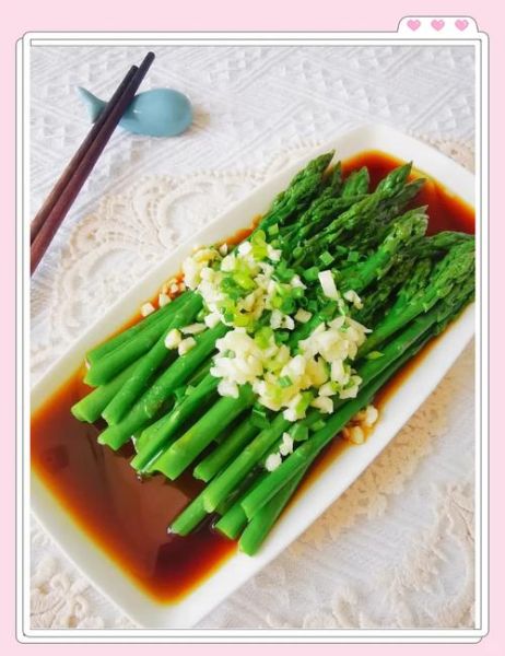 清炒芦笋怎么做_芦笋焯水几分钟才脆绿-第1张图片-山城妙识 清炒芦笋怎么做_芦笋焯水几分钟才脆绿-第1张图片-山城妙识