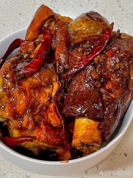 卤大骨头怎么做好吃_卤大骨头配料有哪些-第3张图片-山城妙识 卤大骨头怎么做好吃_卤大骨头配料有哪些-第3张图片-山城妙识