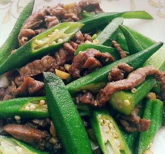肉炒秋葵怎么炒好吃_秋葵炒肉要不要焯水-第3张图片-山城妙识 肉炒秋葵怎么炒好吃_秋葵炒肉要不要焯水-第3张图片-山城妙识