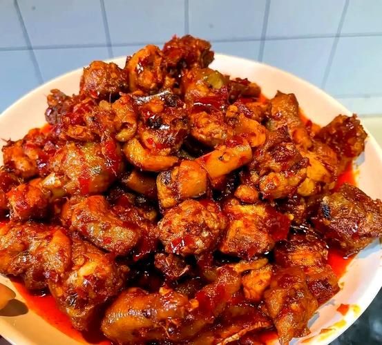 辣子鸡怎么做才正宗_正宗辣子鸡用什么辣椒-第1张图片-山城妙识
