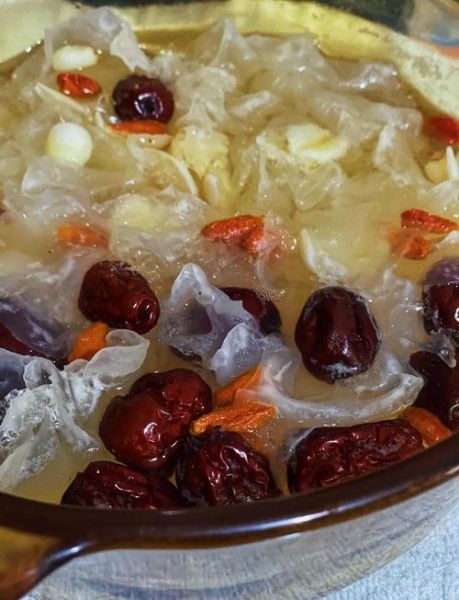 银耳粥怎么煮才出胶_银耳粥的做法步骤-第1张图片-山城妙识 银耳粥怎么煮才出胶_银耳粥的做法步骤-第1张图片-山城妙识