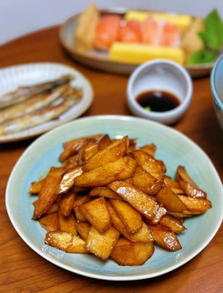 清炒茭白怎么炒好吃_清炒茭白用焯水吗-第1张图片-山城妙识 清炒茭白怎么炒好吃_清炒茭白用焯水吗-第1张图片-山城妙识