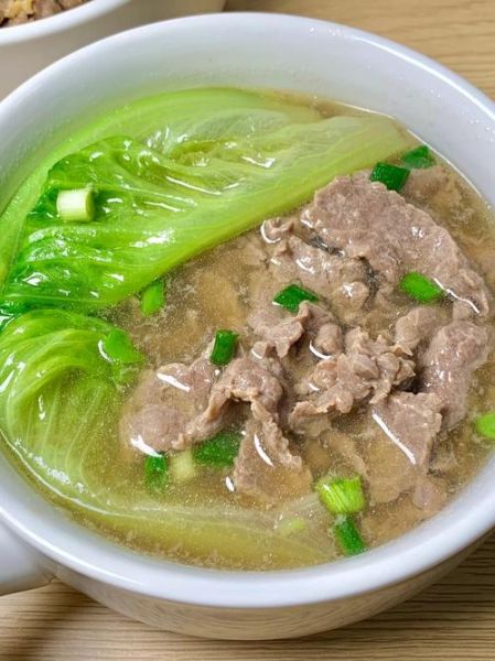 牛肉汤怎么做好喝_牛肉汤的简单做法-第1张图片-山城妙识 牛肉汤怎么做好喝_牛肉汤的简单做法-第1张图片-山城妙识