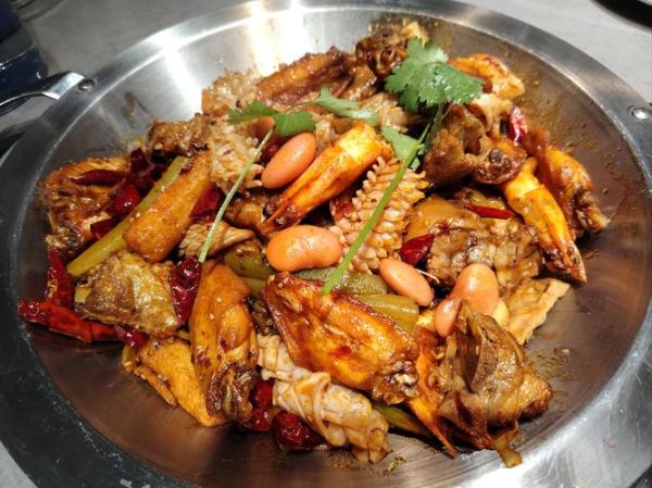 干锅怎么做_干锅和火锅区别-第1张图片-山城妙识 干锅怎么做_干锅和火锅区别-第1张图片-山城妙识