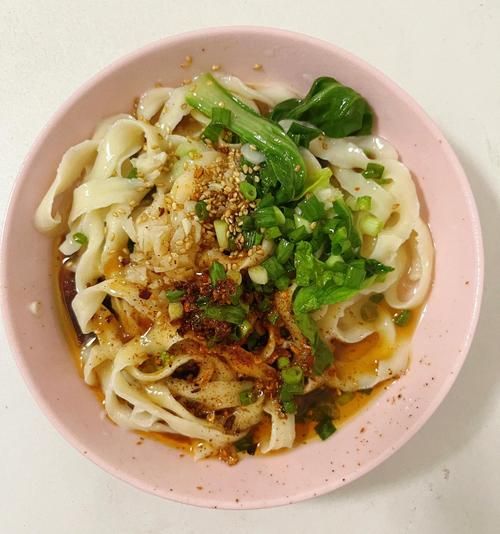 油泼面怎么做才正宗_油泼面家常做法步骤-第3张图片-山城妙识 油泼面怎么做才正宗_油泼面家常做法步骤-第3张图片-山城妙识