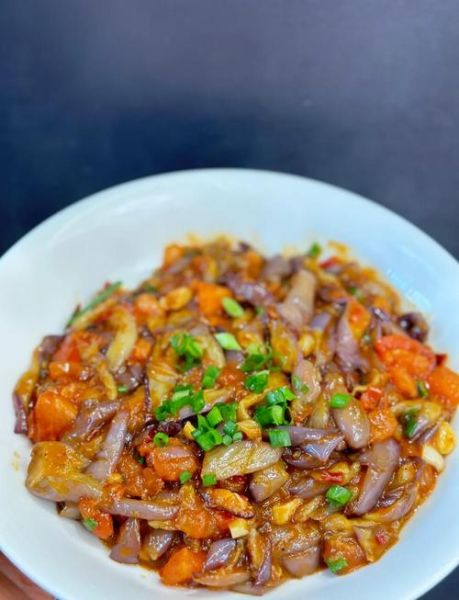 茄子炒西红柿怎么做_茄子炒西红柿的家常做法-第2张图片-山城妙识 茄子炒西红柿怎么做_茄子炒西红柿的家常做法-第2张图片-山城妙识