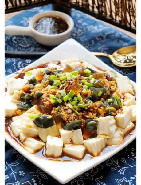 内酯豆腐皮蛋怎么凉拌好吃_内酯豆腐皮蛋凉拌做法-第2张图片-山城妙识 内酯豆腐皮蛋怎么凉拌好吃_内酯豆腐皮蛋凉拌做法-第2张图片-山城妙识