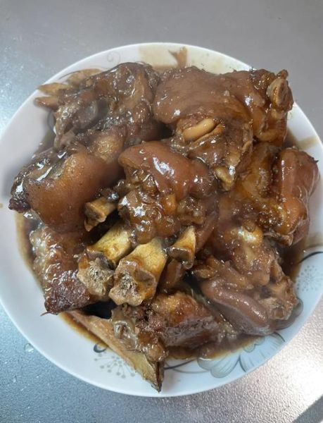 猪脚怎么炖才软糯_猪脚高压锅压多久-第1张图片-山城妙识