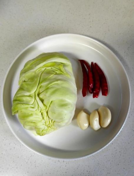 手撕包菜怎么炒才脆_手撕包菜做法详细步骤-第1张图片-山城妙识