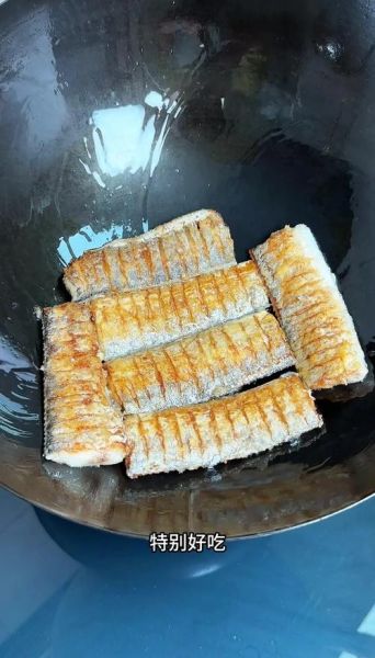 煎带鱼怎么不粘锅_煎带鱼用淀粉还是面粉-第1张图片-山城妙识 煎带鱼怎么不粘锅_煎带鱼用淀粉还是面粉-第1张图片-山城妙识