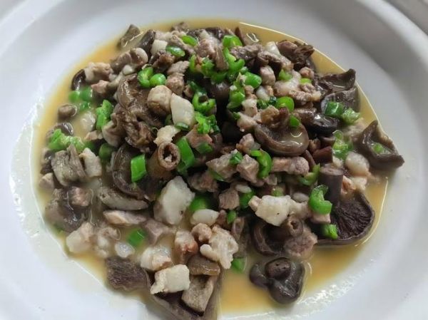 寒菌炖肉怎么做_寒菌炖肉用什么肉最好-第2张图片-山城妙识 寒菌炖肉怎么做_寒菌炖肉用什么肉最好-第2张图片-山城妙识