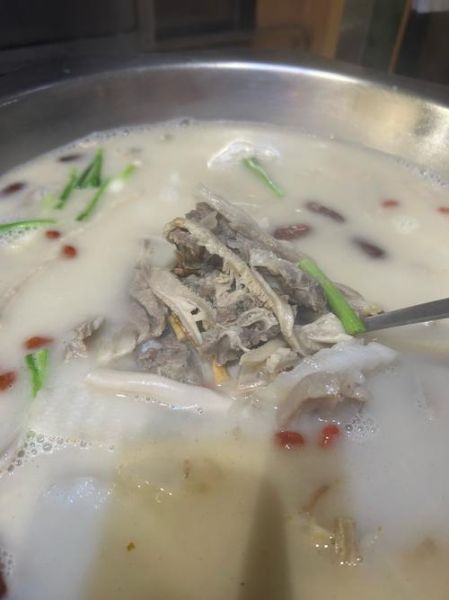 羊汤的做法_羊汤怎么熬才白-第1张图片-山城妙识 羊汤的做法_羊汤怎么熬才白-第1张图片-山城妙识