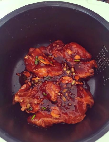 家庭叉烧肉怎么做_叉烧肉腌制多久才入味-第1张图片-山城妙识 家庭叉烧肉怎么做_叉烧肉腌制多久才入味-第1张图片-山城妙识