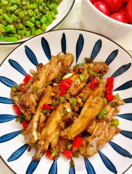 炒鸡翅的家常做法_鸡翅怎么炒才入味-第2张图片-山城妙识 炒鸡翅的家常做法_鸡翅怎么炒才入味-第2张图片-山城妙识