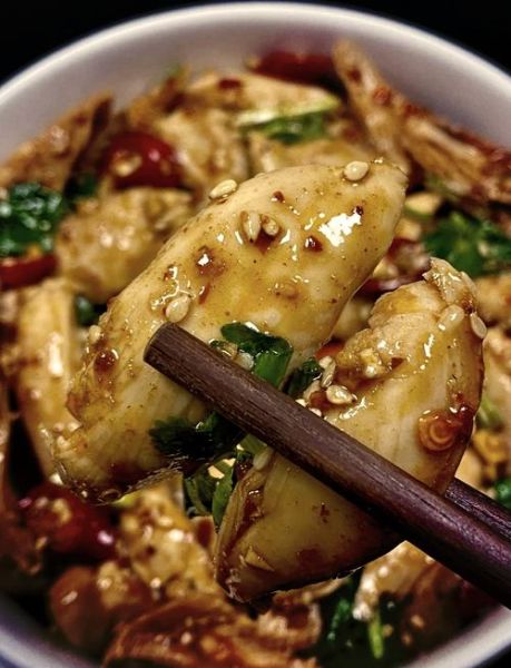 凉拌鸡腿肉怎么做_凉拌鸡腿肉需要焯水吗-第3张图片-山城妙识