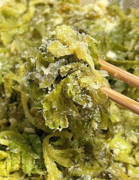 蒸芹菜叶怎么做_蒸芹菜叶需要焯水吗-第2张图片-山城妙识