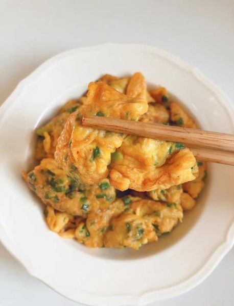 香亭炒鸡蛋怎么做_香亭炒鸡蛋正宗做法-第1张图片-山城妙识 香亭炒鸡蛋怎么做_香亭炒鸡蛋正宗做法-第1张图片-山城妙识