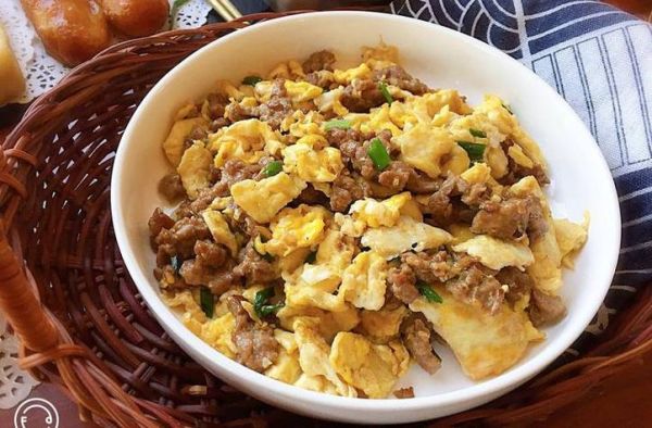 牛肉炒鸡蛋怎么做才嫩_牛肉炒鸡蛋先炒哪个-第3张图片-山城妙识 牛肉炒鸡蛋怎么做才嫩_牛肉炒鸡蛋先炒哪个-第3张图片-山城妙识