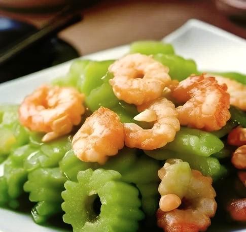 苦瓜炒虾仁怎么做_苦瓜炒虾仁去苦技巧-第3张图片-山城妙识 苦瓜炒虾仁怎么做_苦瓜炒虾仁去苦技巧-第3张图片-山城妙识