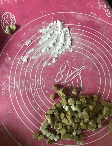 珍珠怎么做_家庭自制珍珠奶茶珍珠步骤-第2张图片-山城妙识