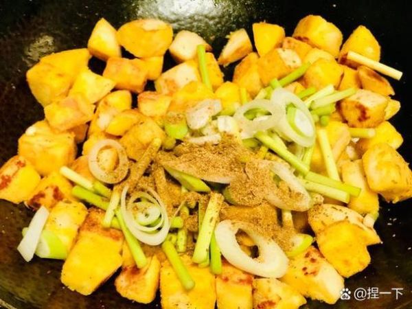 炒馍花怎么做好吃_炒馍花家常做法步骤-第1张图片-山城妙识 炒馍花怎么做好吃_炒馍花家常做法步骤-第1张图片-山城妙识