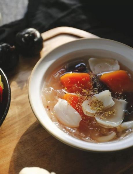 莲子百合银耳汤的做法_怎么炖出胶质-第1张图片-山城妙识 莲子百合银耳汤的做法_怎么炖出胶质-第1张图片-山城妙识