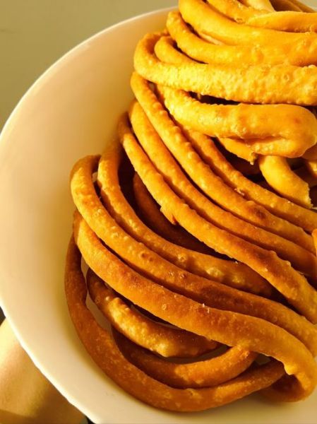 馓子怎么做_家常馓子做法大全-第1张图片-山城妙识 馓子怎么做_家常馓子做法大全-第1张图片-山城妙识