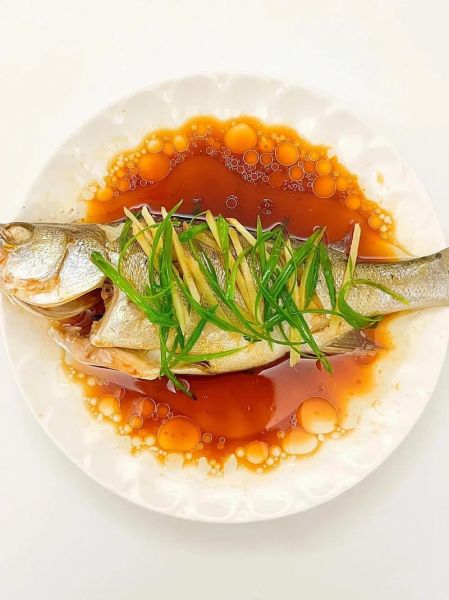 清蒸鲈鱼怎么做_鲈鱼怎么做好吃又简单-第3张图片-山城妙识 清蒸鲈鱼怎么做_鲈鱼怎么做好吃又简单-第3张图片-山城妙识