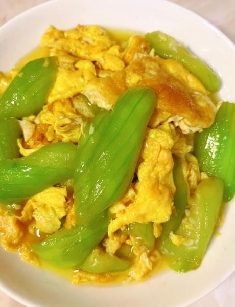 炒丝瓜怎么做好吃_丝瓜要不要焯水-第1张图片-山城妙识 炒丝瓜怎么做好吃_丝瓜要不要焯水-第1张图片-山城妙识