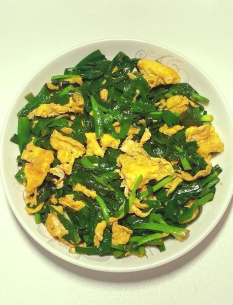 韭菜炒鸡蛋怎么炒好吃_韭菜炒鸡蛋的家常做法-第1张图片-山城妙识