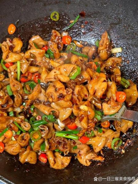 红烧猪大肠怎么做好吃_红烧猪大肠的家常做法-第2张图片-山城妙识 红烧猪大肠怎么做好吃_红烧猪大肠的家常做法-第2张图片-山城妙识