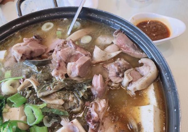 狗肉火锅的做法_狗肉火锅怎么做才好吃-第1张图片-山城妙识 狗肉火锅的做法_狗肉火锅怎么做才好吃-第1张图片-山城妙识