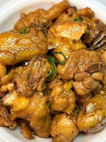 红烧鸡块怎么做好吃_红烧鸡块的家常做法-第1张图片-山城妙识 红烧鸡块怎么做好吃_红烧鸡块的家常做法-第1张图片-山城妙识