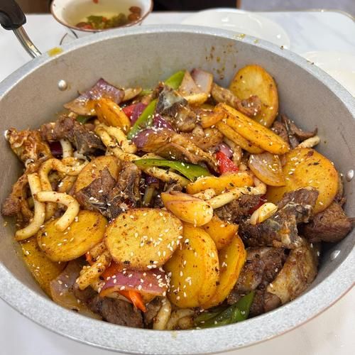 炕锅羊肉怎么做_炕锅羊肉最正宗的做法-第1张图片-山城妙识 炕锅羊肉怎么做_炕锅羊肉最正宗的做法-第1张图片-山城妙识