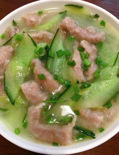 黄瓜肉片汤怎么做_黄瓜肉片汤的做法步骤-第1张图片-山城妙识 黄瓜肉片汤怎么做_黄瓜肉片汤的做法步骤-第1张图片-山城妙识