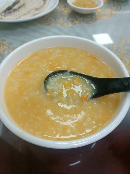 红薯粥怎么煮_红薯粥的做法步骤-第1张图片-山城妙识 红薯粥怎么煮_红薯粥的做法步骤-第1张图片-山城妙识