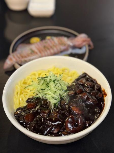 韩式炸酱面怎么做_正宗韩式炸酱面做法-第2张图片-山城妙识 韩式炸酱面怎么做_正宗韩式炸酱面做法-第2张图片-山城妙识