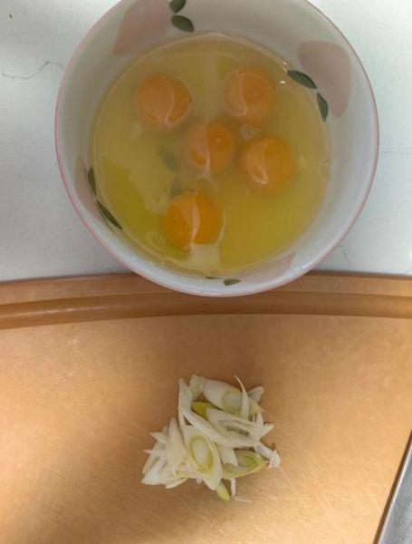 炒鸡蛋怎么做才蓬松_炒鸡蛋需要加水吗-第2张图片-山城妙识 炒鸡蛋怎么做才蓬松_炒鸡蛋需要加水吗-第2张图片-山城妙识