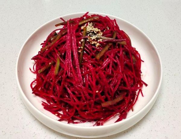 红甜菜头怎么做好吃_红甜菜头家常做法大全-第2张图片-山城妙识 红甜菜头怎么做好吃_红甜菜头家常做法大全-第2张图片-山城妙识