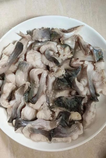 红烧叉尾鱼怎么做_红烧叉尾鱼的家常做法-第1张图片-山城妙识 红烧叉尾鱼怎么做_红烧叉尾鱼的家常做法-第1张图片-山城妙识