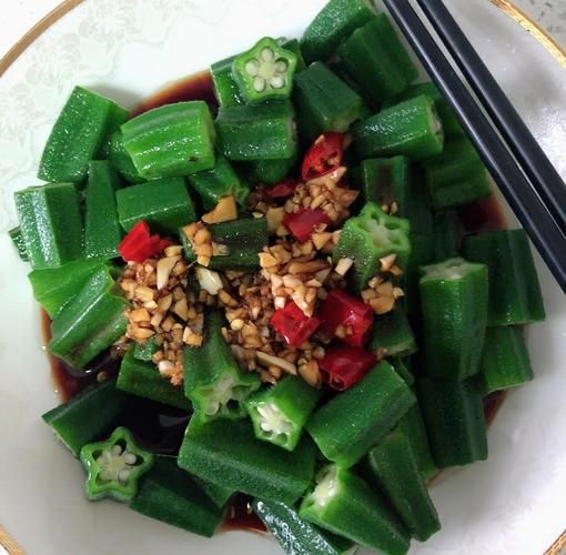 素炒秋葵怎么炒好吃_秋葵焯水几分钟-第3张图片-山城妙识 素炒秋葵怎么炒好吃_秋葵焯水几分钟-第3张图片-山城妙识