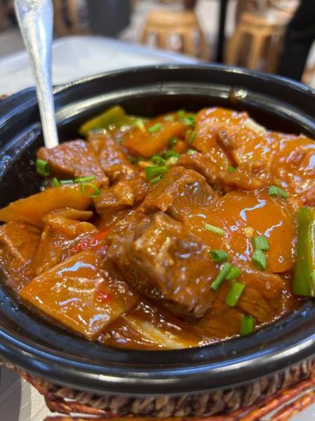 牛腩炖萝卜怎么做才软烂_牛腩炖萝卜的家常做法-第2张图片-山城妙识