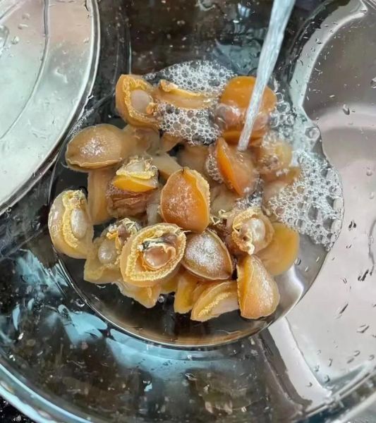 干鲍鱼怎么泡发_干鲍鱼家常做法-第1张图片-山城妙识 干鲍鱼怎么泡发_干鲍鱼家常做法-第1张图片-山城妙识